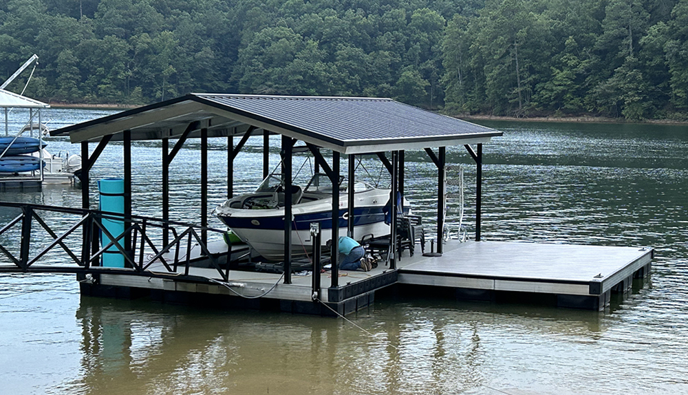 Gable Roof Gallery | Aluminum Boat Docks | Flotation Systems, Inc ...