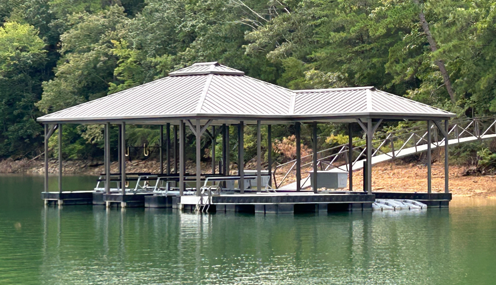 Hip Roof Gallery | Aluminum Boat Docks | Flotation Systems, Inc. | 800 ...